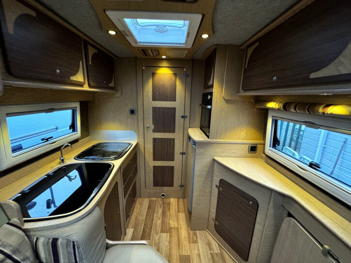 IH N-Class 630FL - For Sale | Oaktree Motorhomes